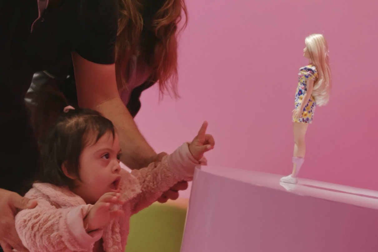 Mattel lanza Barbie con Síndrome de Down – ANIZU.CL
